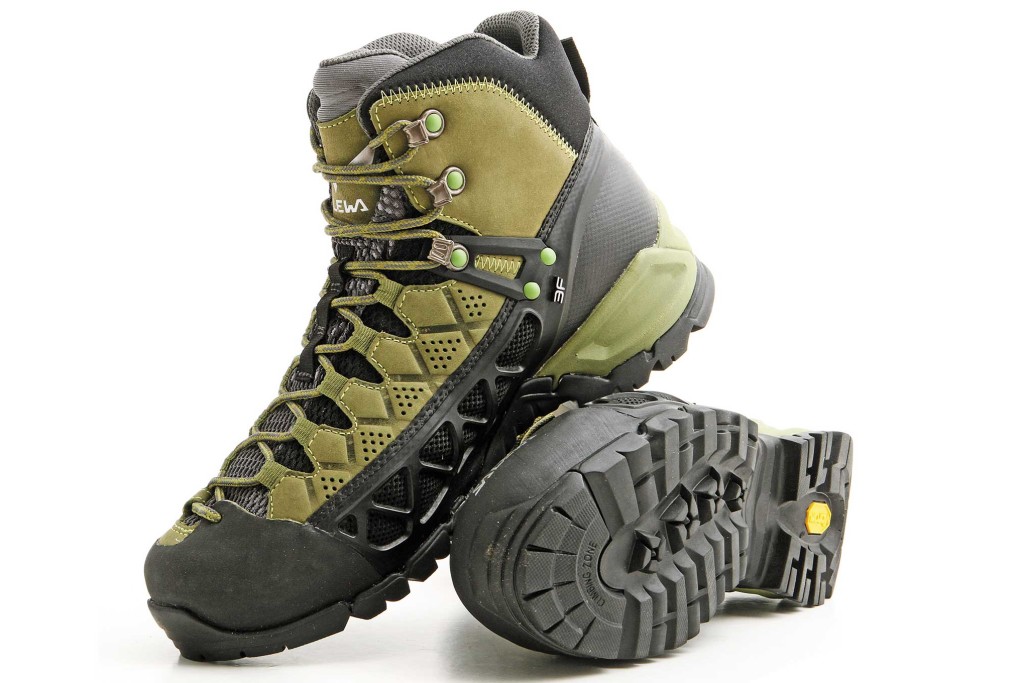 Bug-Out Boots Buyer's Guide | RECOIL OFFGRID