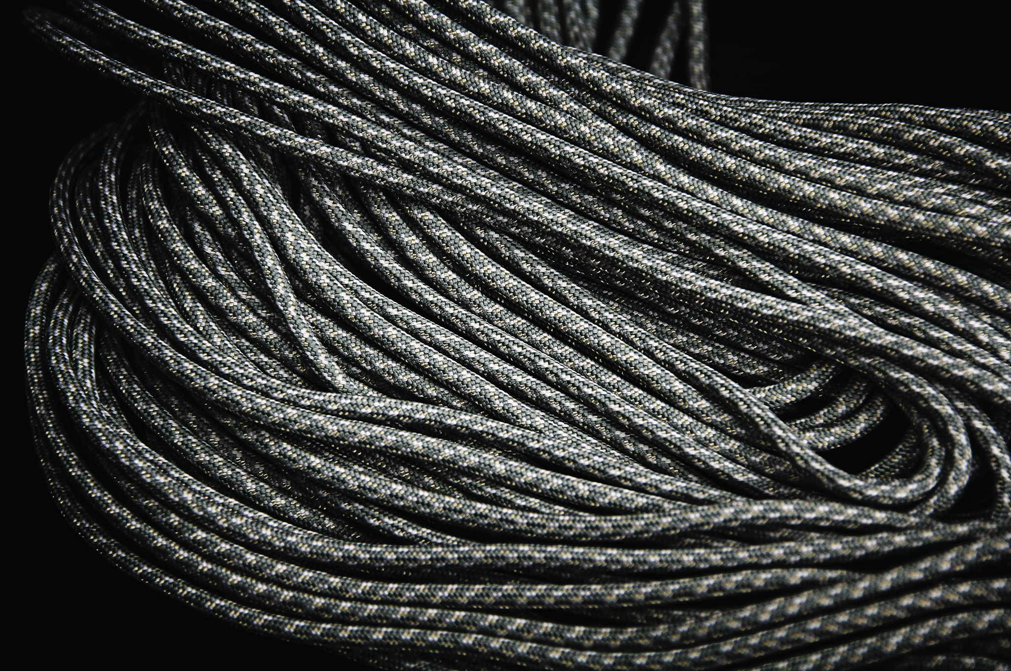 Join Paracord with the "Manny Method" | RECOIL OFFGRID