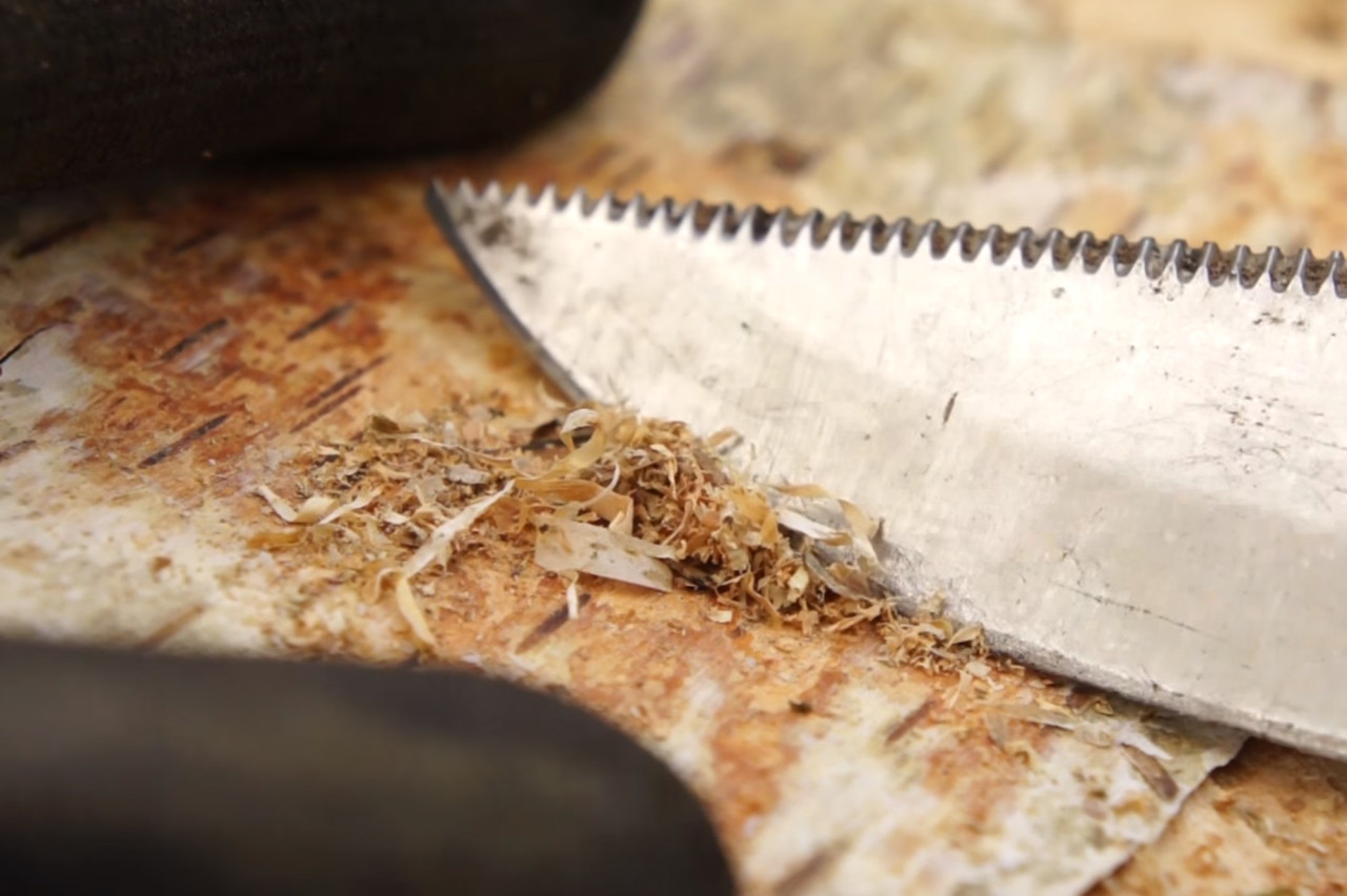 Video: 10 Natural Tinder Materials | RECOIL OFFGRID