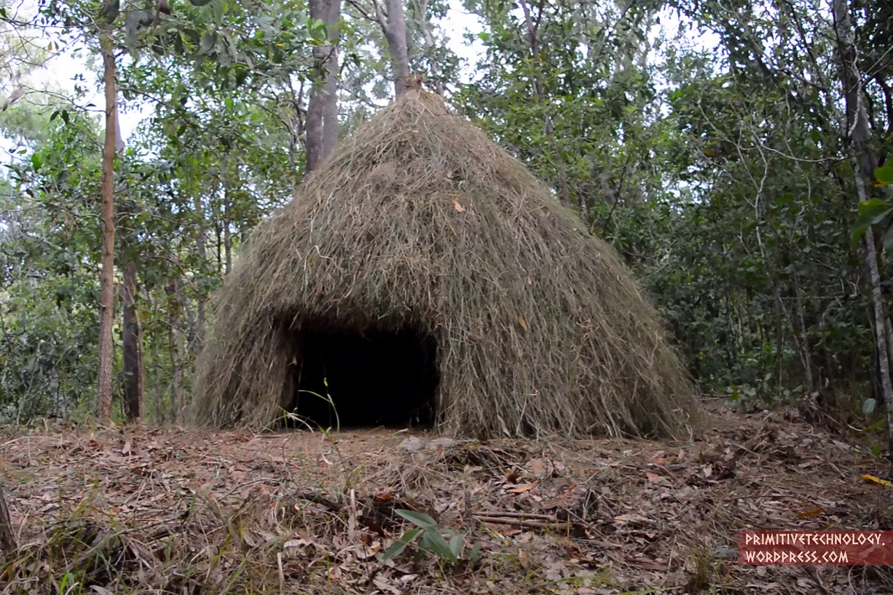Primitive Technology: How to Build a Grass Hut | RECOIL OFFGRID