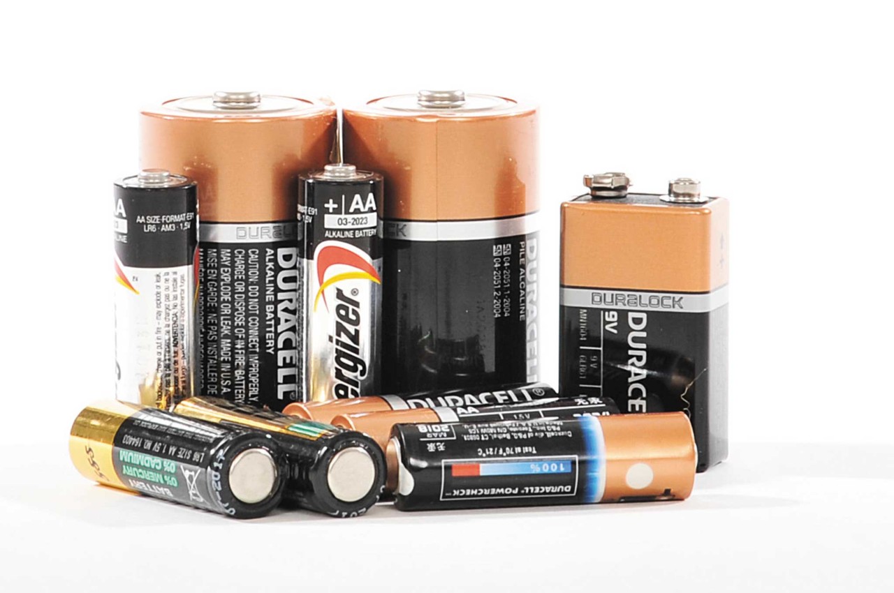 Disposable Vs. Rechargeable Batteries - In Charge | RECOIL OFFGRID