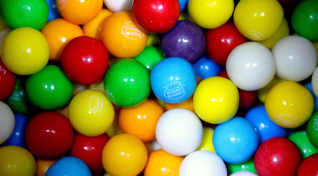 Spruce Pitch Chewing Gum for Oral Hygiene | RECOIL OFFGRID