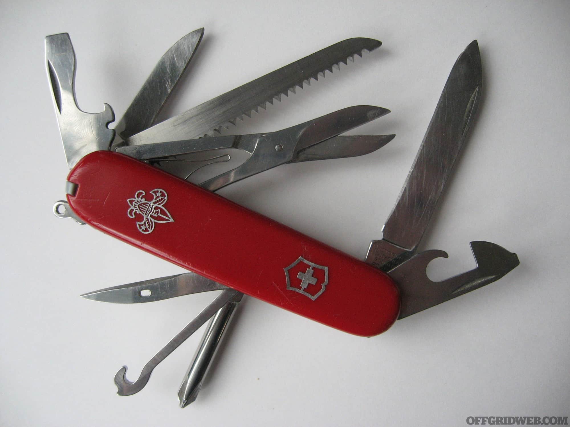 Swiss Army Knife Uses: Ultimate Guide To A Classic Tool | RECOIL OFFGRID