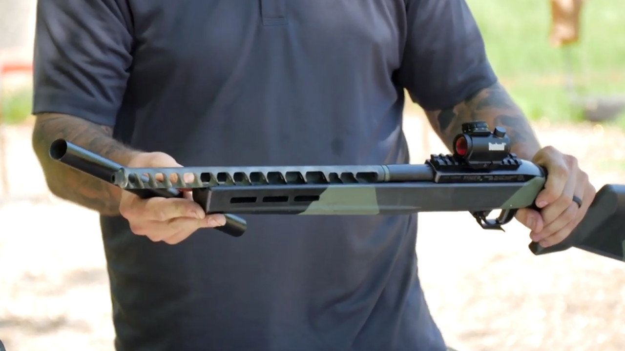 RECOILtv: Full-Auto Integrally-Suppressed 10/22 | RECOIL OFFGRID