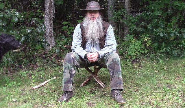 Video: Make Your Own Ultralight Camp Chair | RECOIL OFFGRID