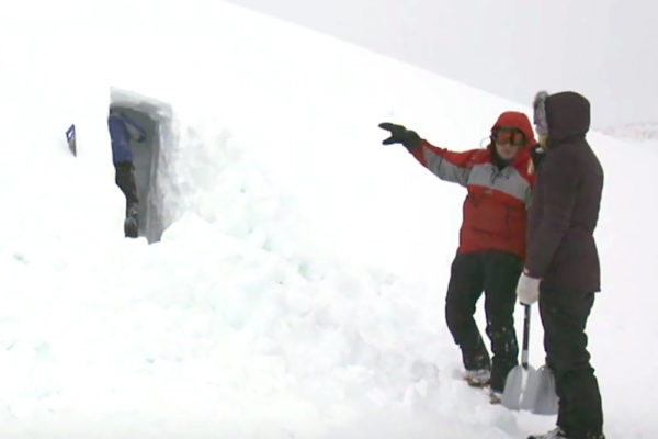 Video: Surviving a Blizzard in a Snow Cave Shelter | RECOIL OFFGRID