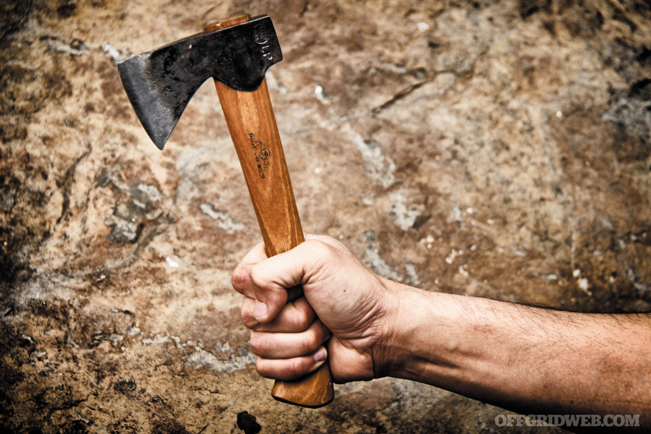 A Primer on Pocket Hatchets & Proper Technique | RECOIL OFFGRID