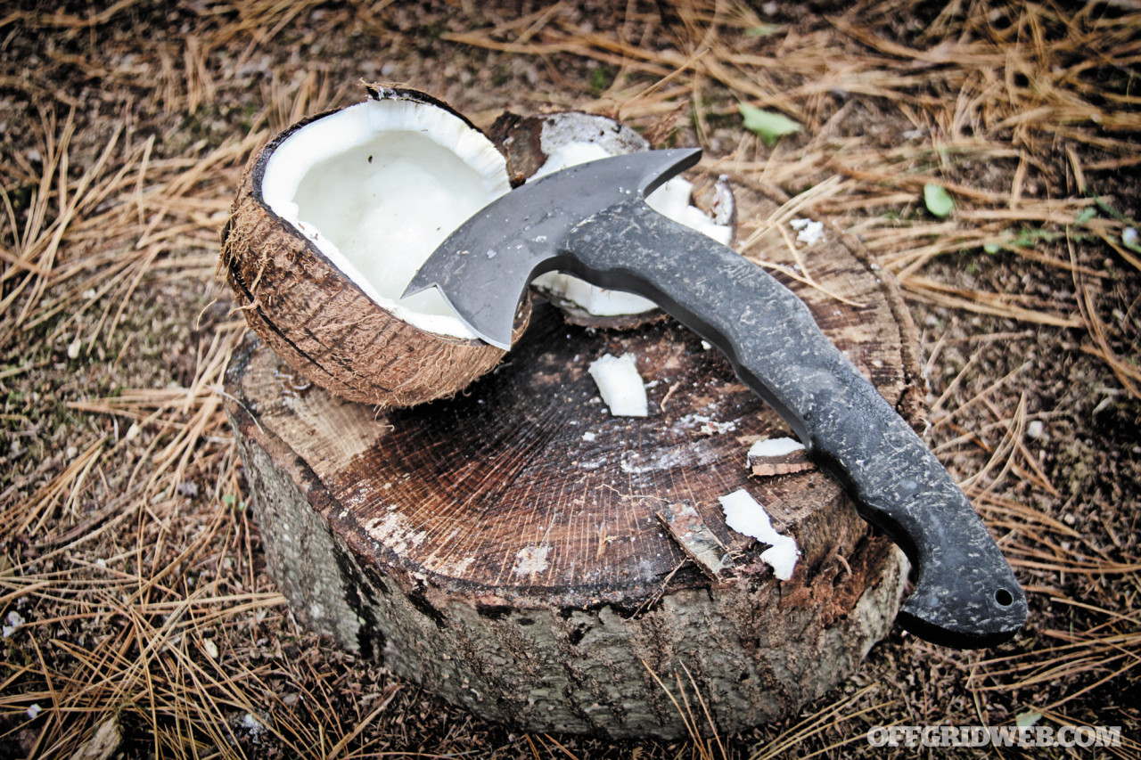 A Primer on Pocket Hatchets & Proper Technique | RECOIL OFFGRID