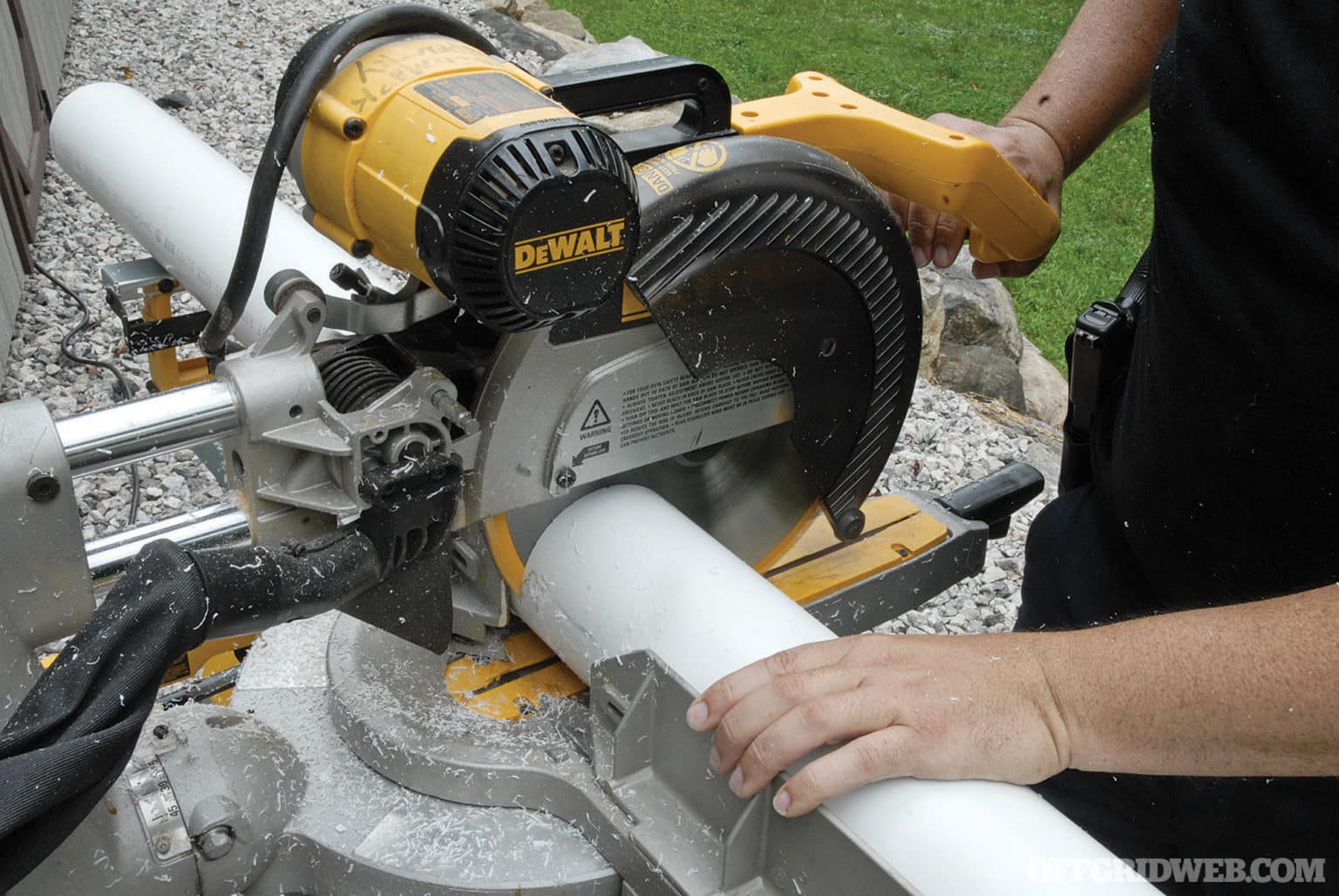 Rainmaker: How to Build a DIY Solar Shower for Your Jeep | RECOIL OFFGRID