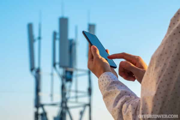 Cell Phone Surveillance: Can They Hear You Now? | RECOIL OFFGRID