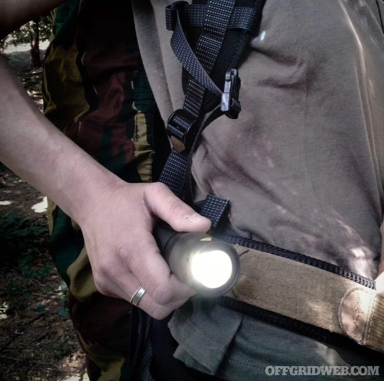 Best Flashlights For Tracking Man and Beast | RECOIL OFFGRID